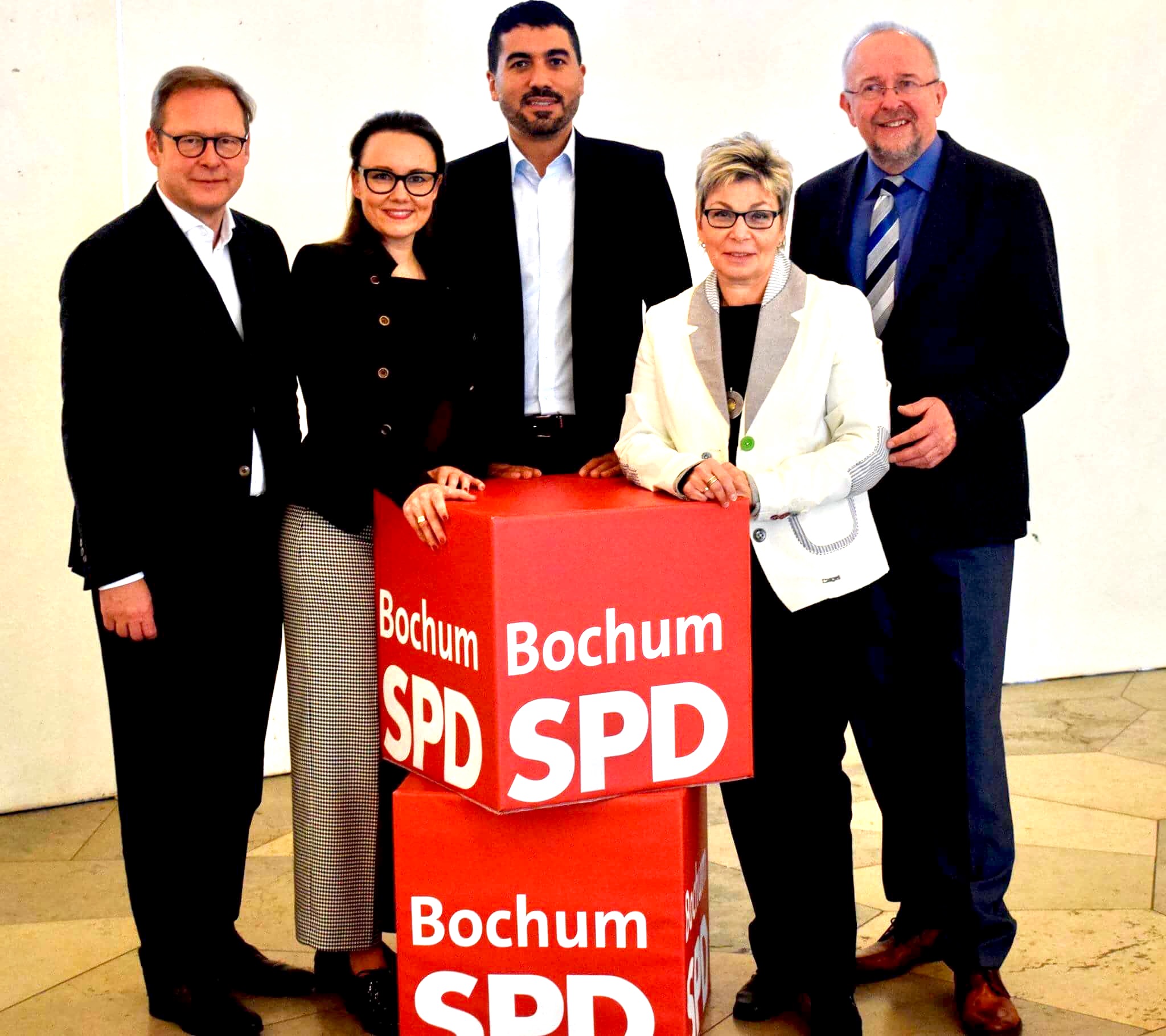 Wahlkreisdelegiertenkonferenzen wählen Kandidaten mit großer Mehrheit ...