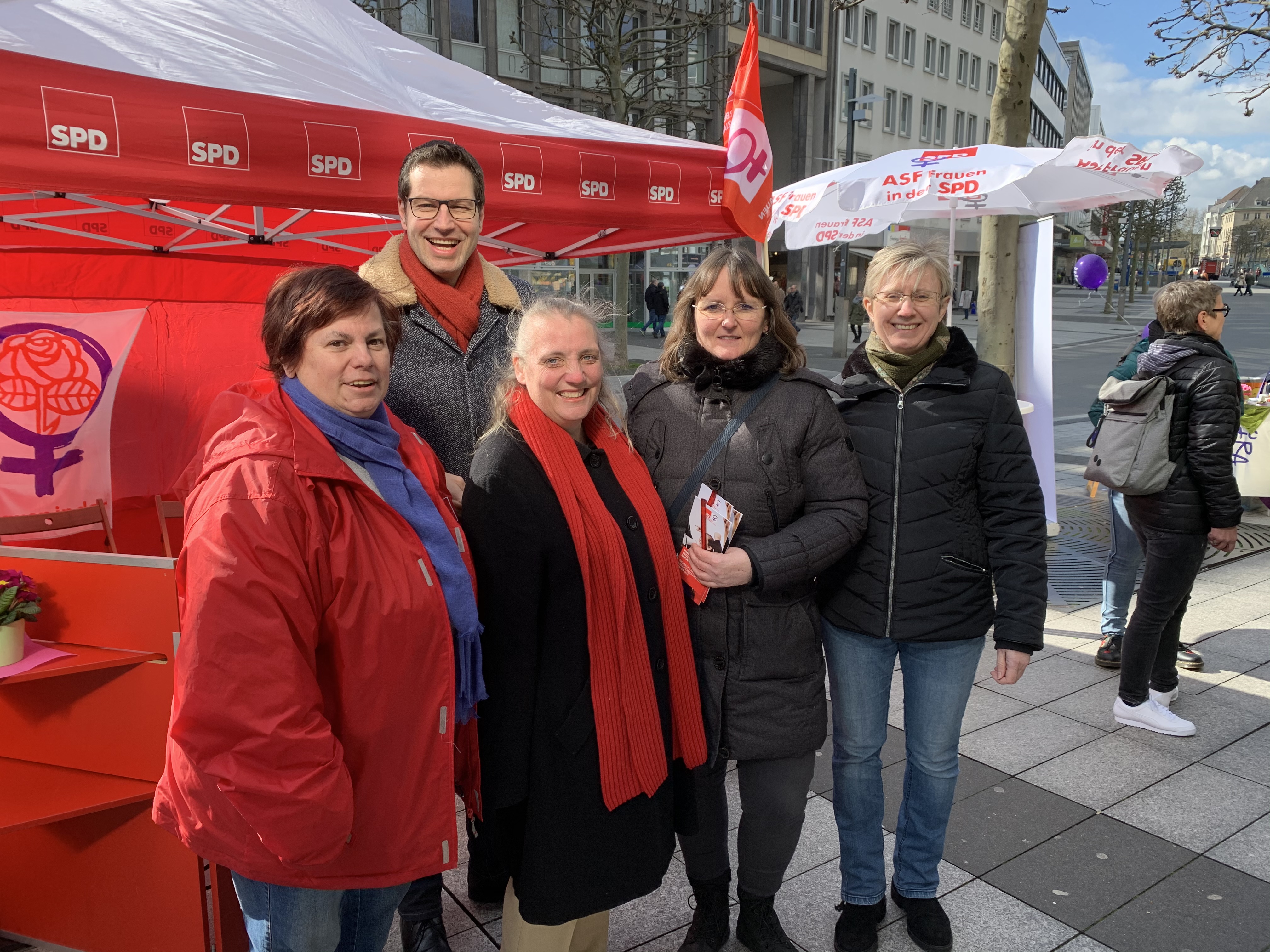 Aktionstag zum Weltfrauentag › SPD Bochum